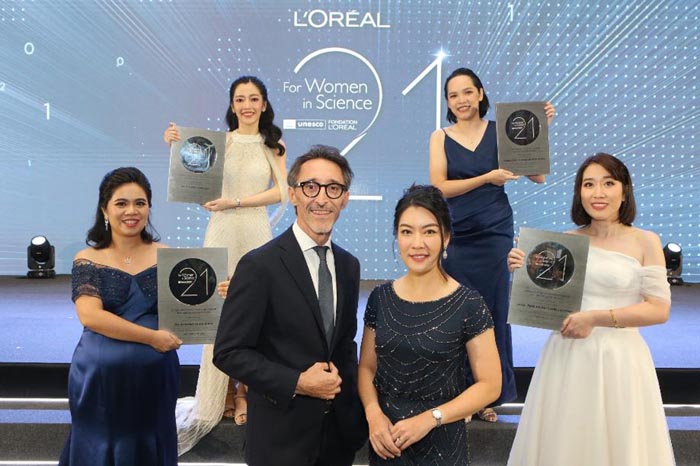 ลอรีอัล ประกาศ 4 นักวิจัยสตรีไทย คว้าทุน “เพื่อสตรีในงานวิทยาศาสตร์” ประจำปี 2566 | Positioning ...